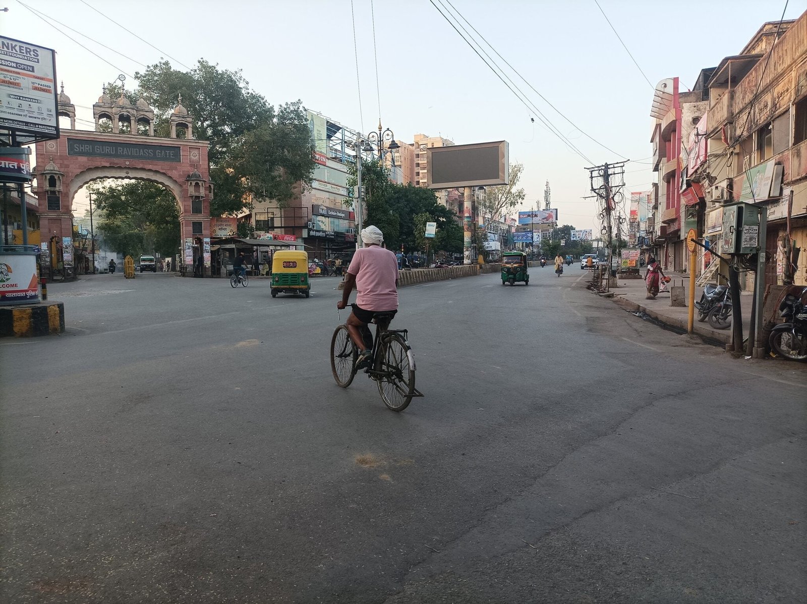 Guru Ravidas Gate Lanka Crossing Varanasi Best - Varanasi Best Images ...