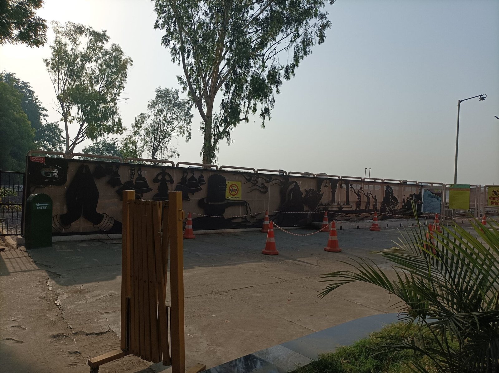 Ritual Art At Namo Ghat Entry Point Varanasi Best - Varanasi Best ...