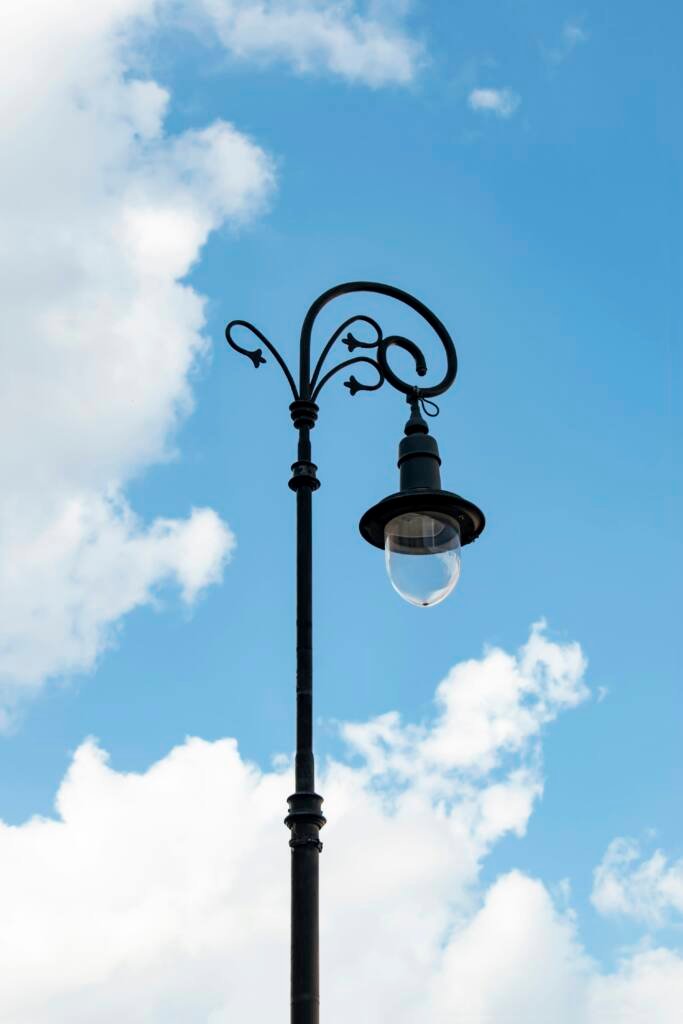 Street Light Without Focus - Varanasi Best Images Free Downloads